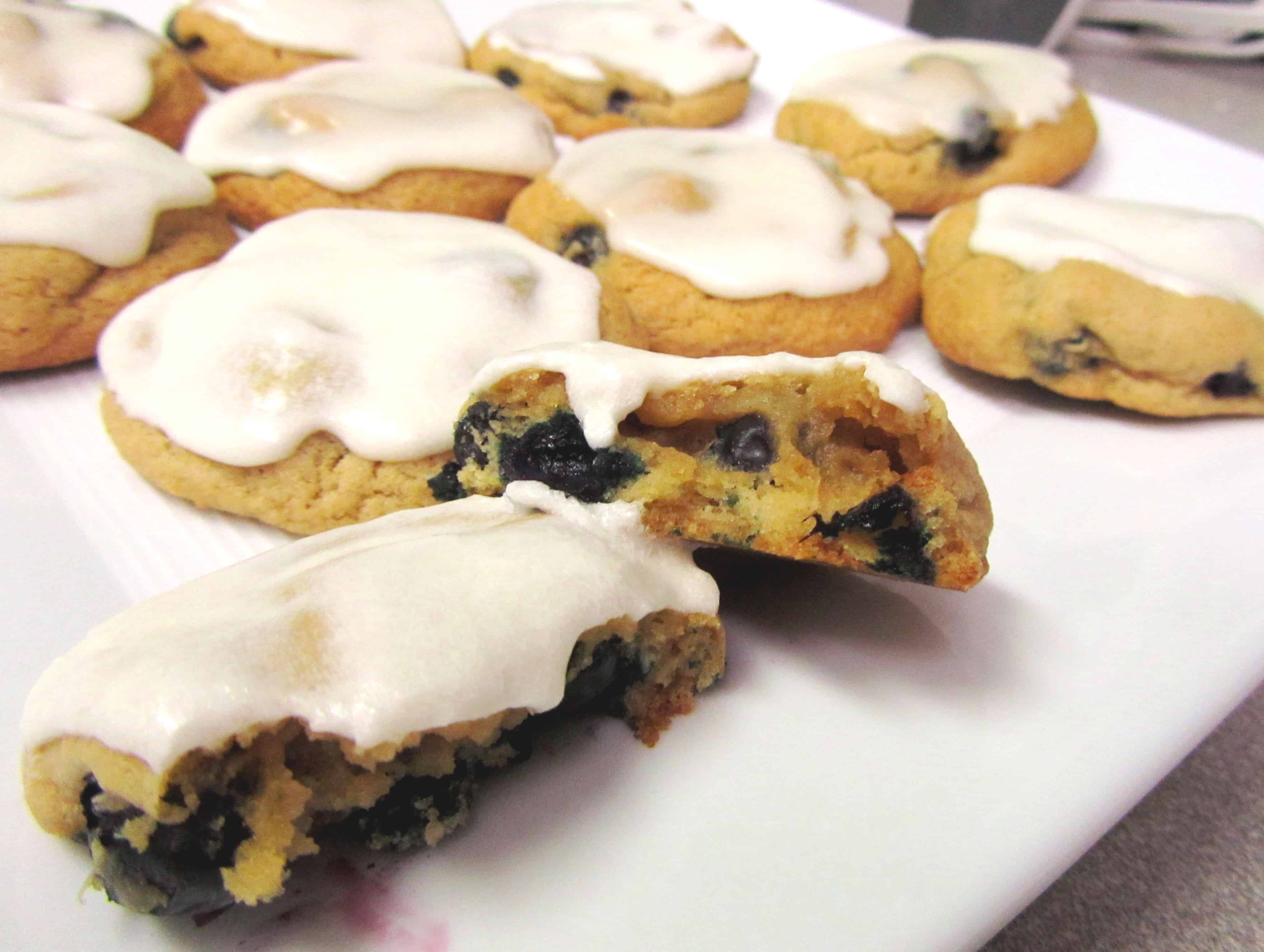 Blueberry Cookies | The Spiffy Cookie